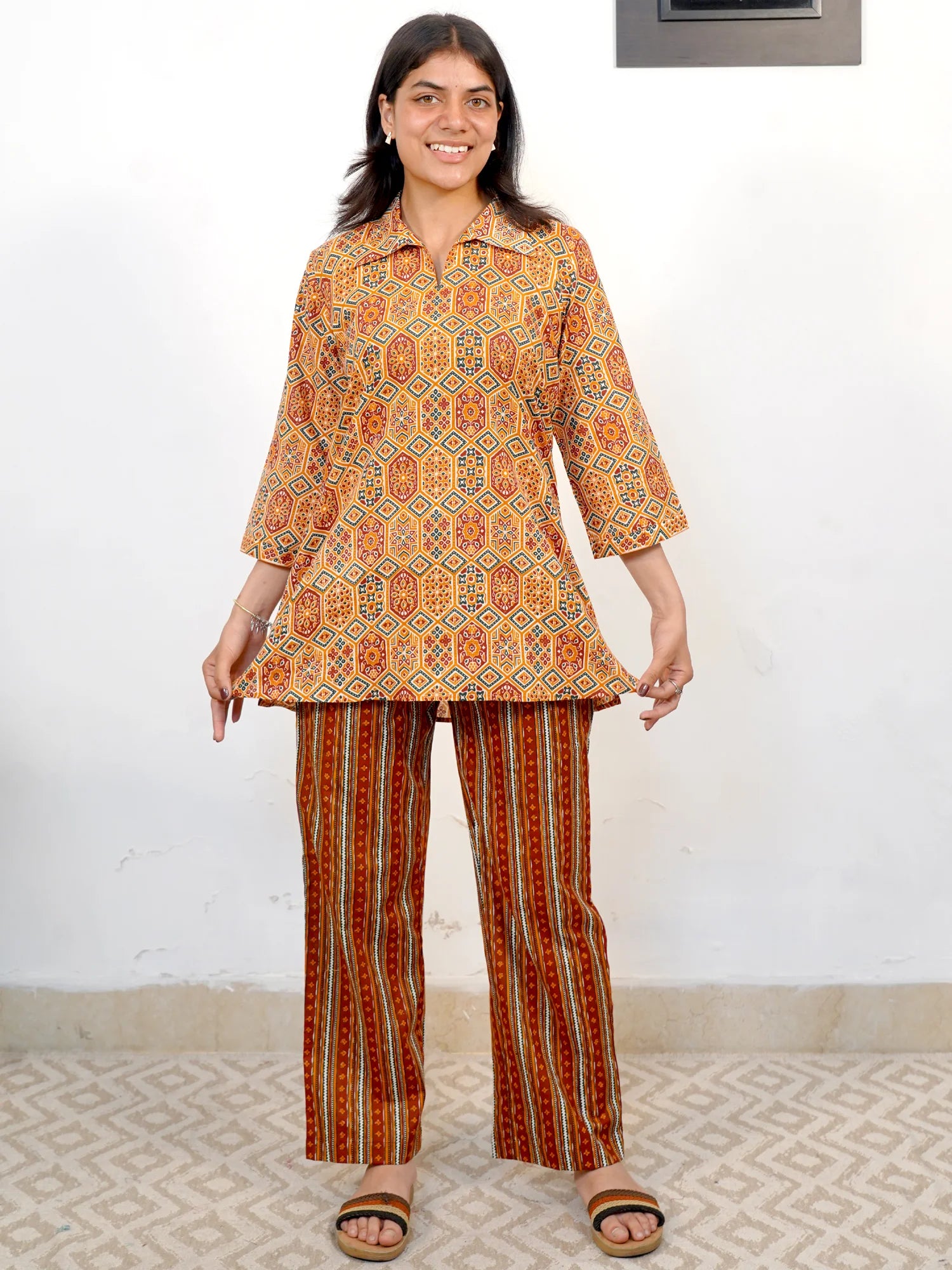 Vegas Gold Floral COTTON Lounge Set – BaSaKa